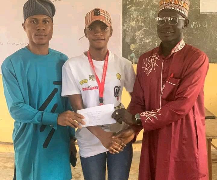 Ojoku Polytechnic Overall Best Student Gets Cash Prize – 9jaPolyTv